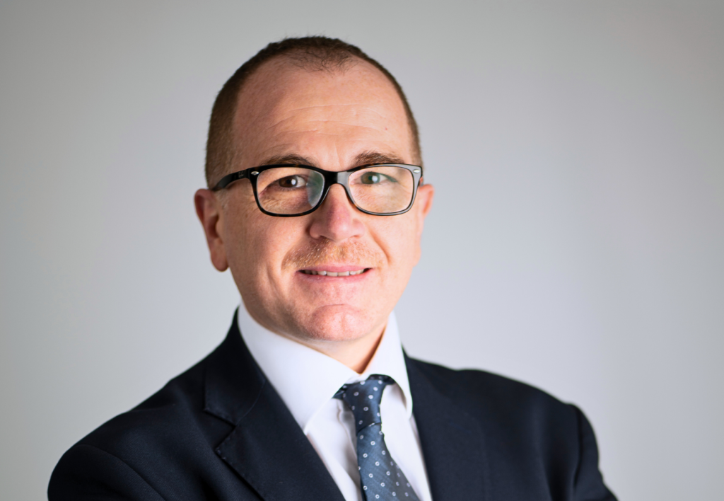 Creating a Linux Gaming VM with Bazzite - Cloud Gaming Server Tutorial